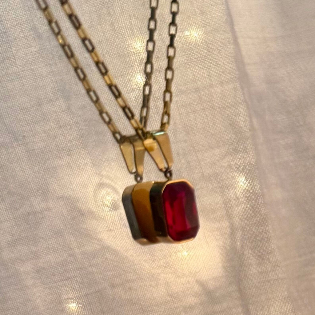 Radiant Necklace Holiday Edition